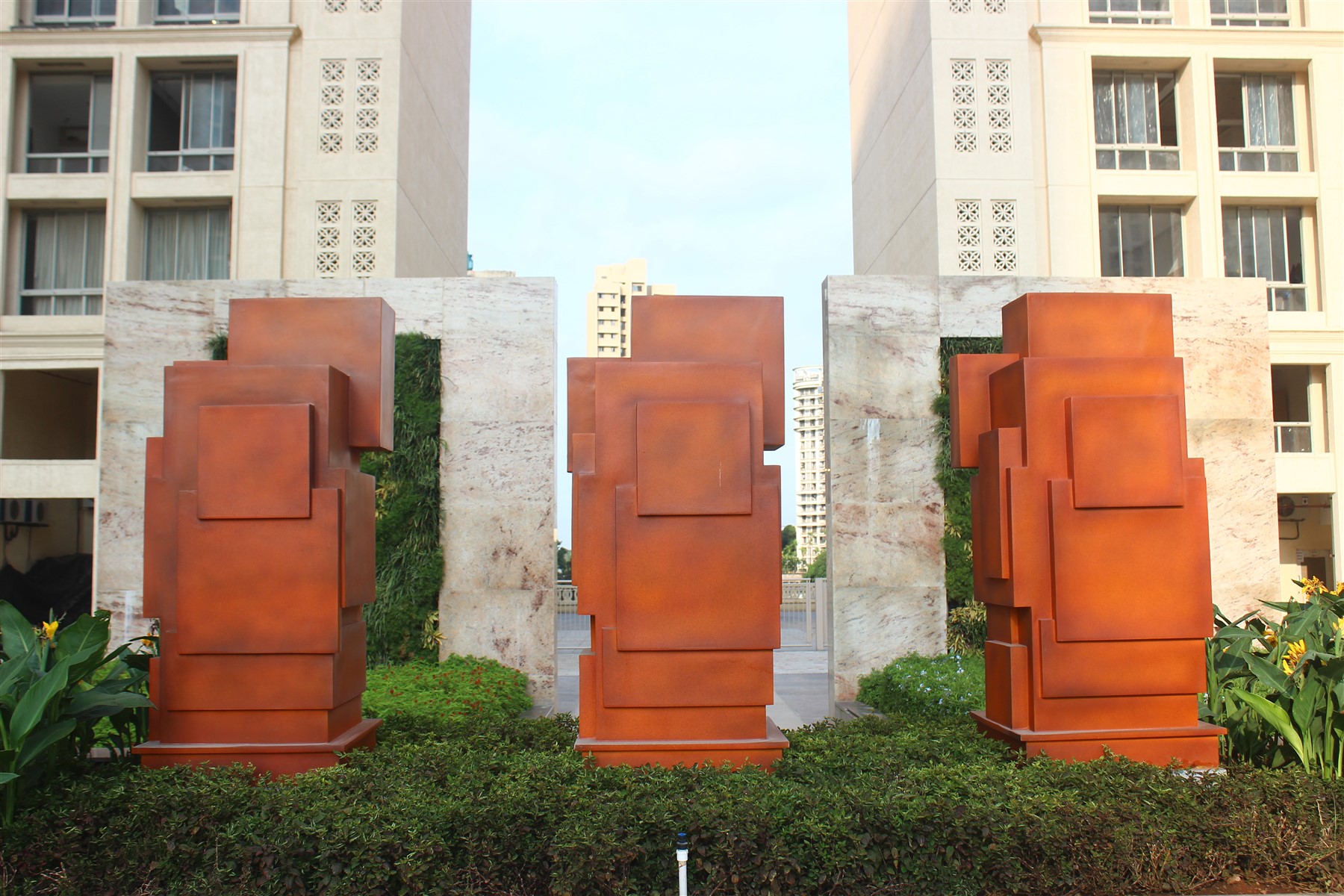 Cumulate Sculpture Made In RSMR Metal In Maharashtra | Artefacts